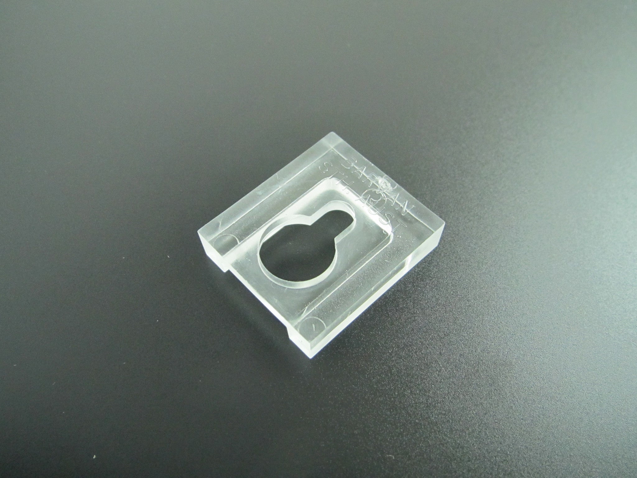 KEYWAY (FRAME HANGER) – Ying Kwang Acrylic Trading