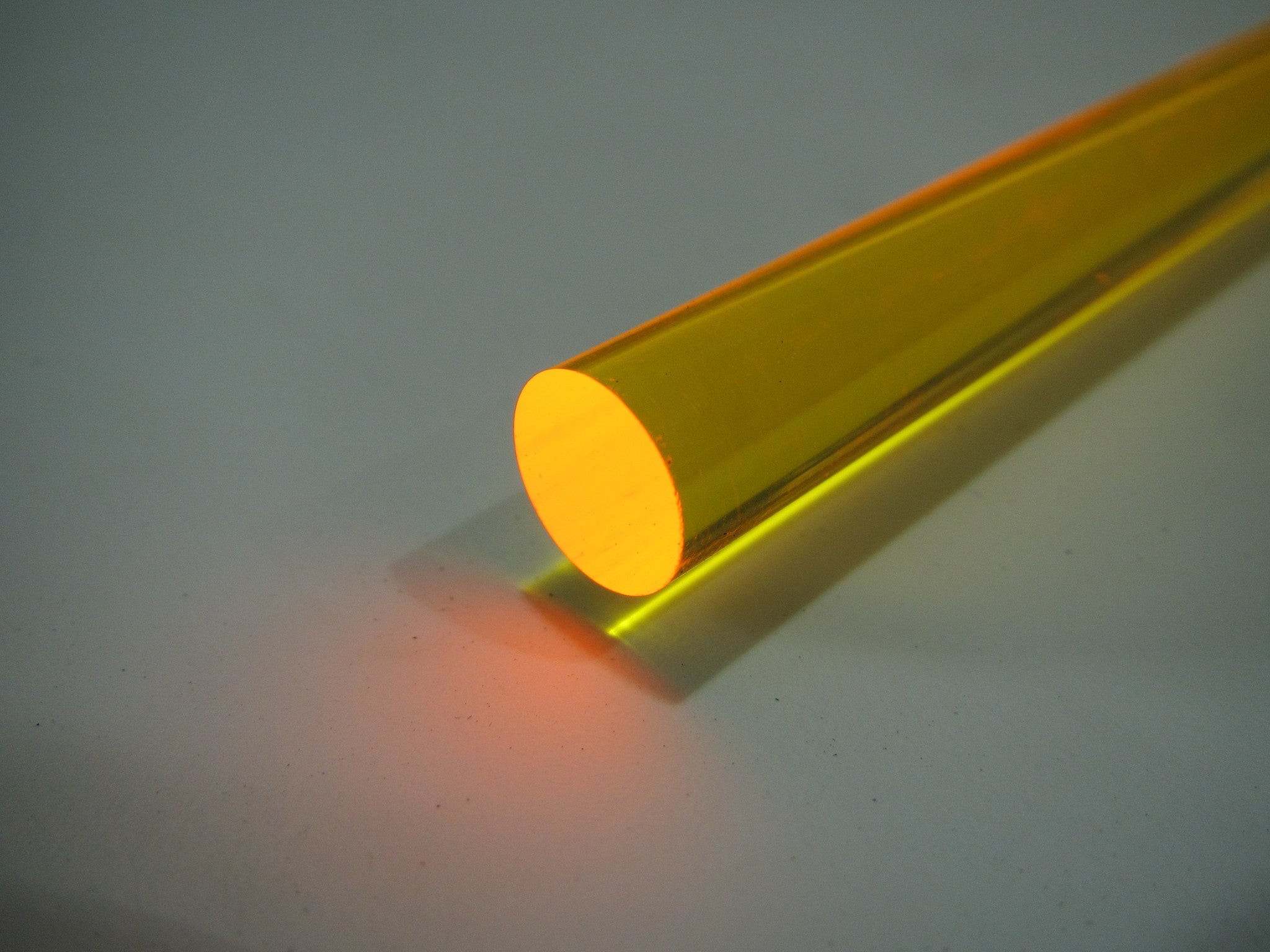 LUMINOUS YELLOW ROD – Ying Kwang Acrylic Trading